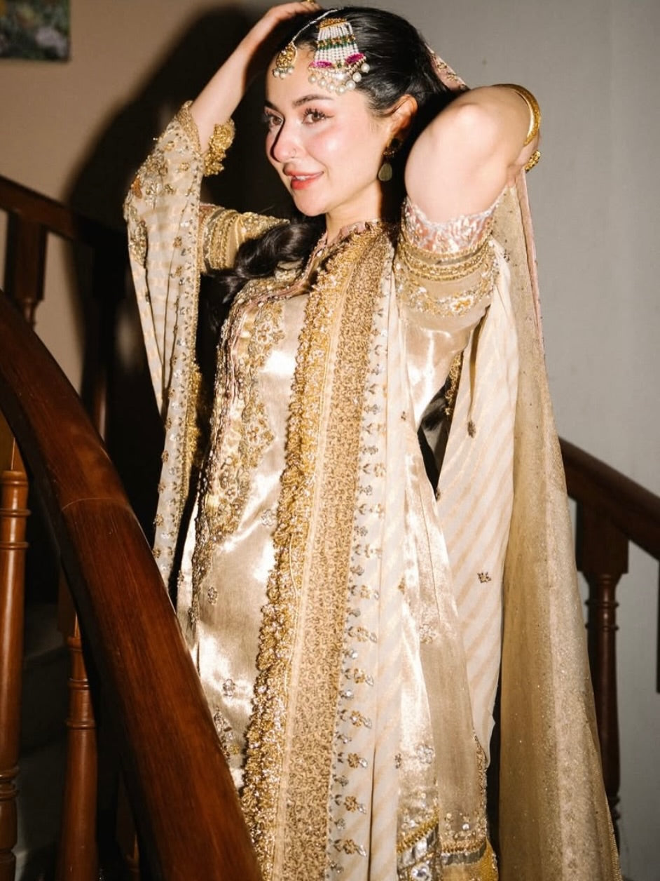 Faiza Samee – Zenia